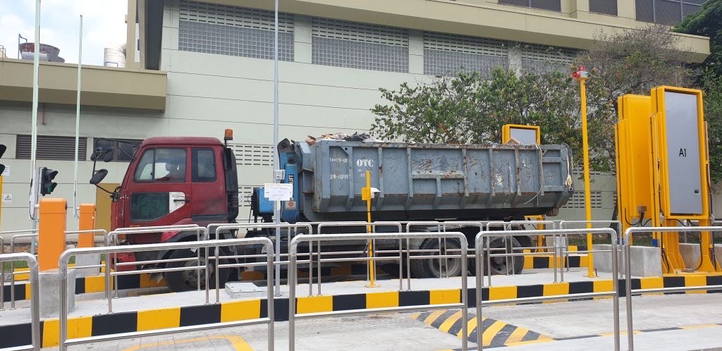 RS-300 Radiation Portal Monitoring System - NDT Instruments